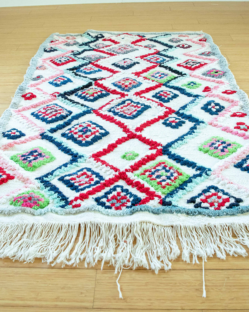 Other People Vintage Moroccan Rug 3'11"x5'3" (Wool) – Coco Carpets